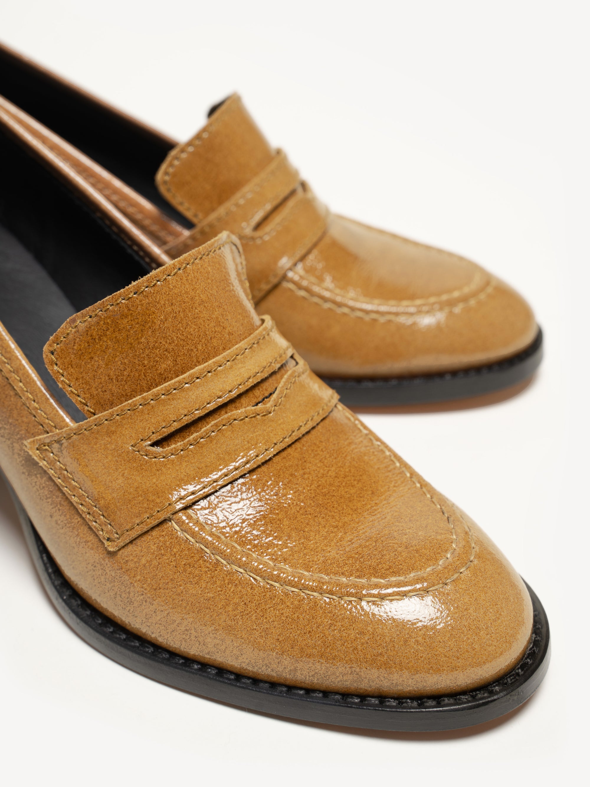 The Adelaide - Light Tan - Soft Patent - M.Gemi