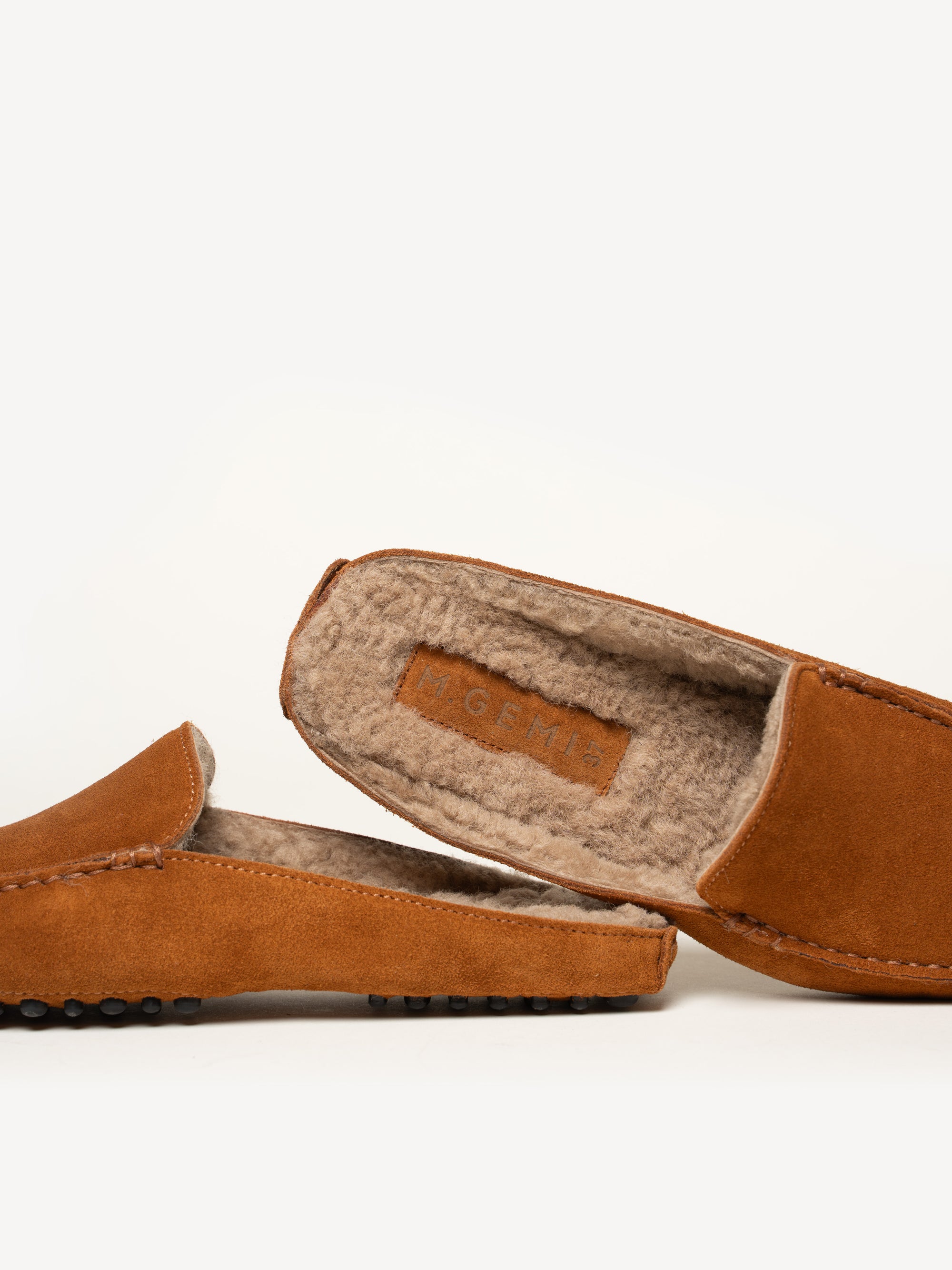 The Felize Shearling Mule - Tan - Suede - M.Gemi